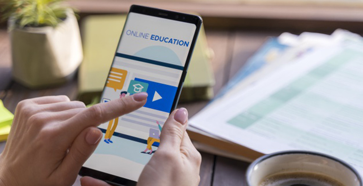 Chatbot In Education – An Useful "Virtual Teaching Assistant" - FPT AI